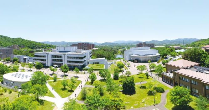 Hiroshima University (広島大学)