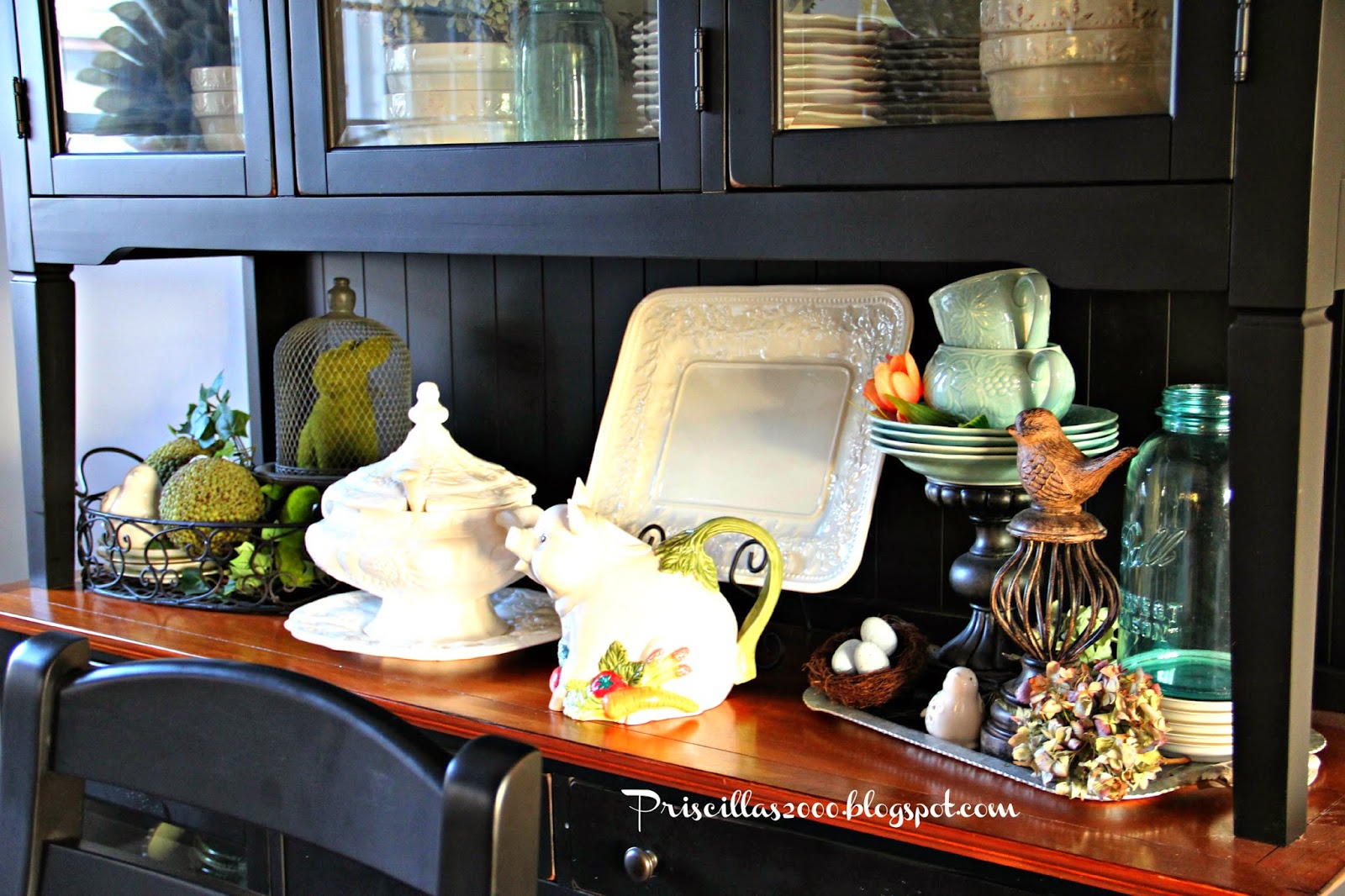 Priscillas: Dining Room Vignettes