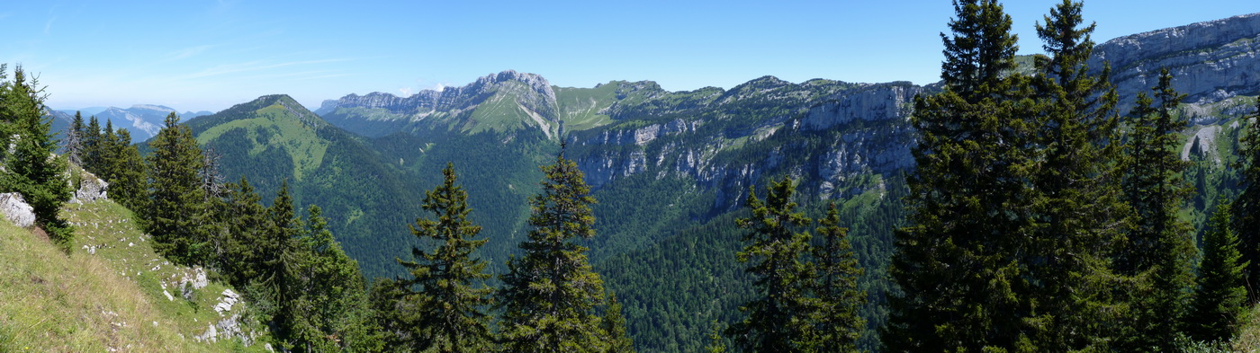 Grand Angle Voyages: Chartreuse-Le Col du Coq