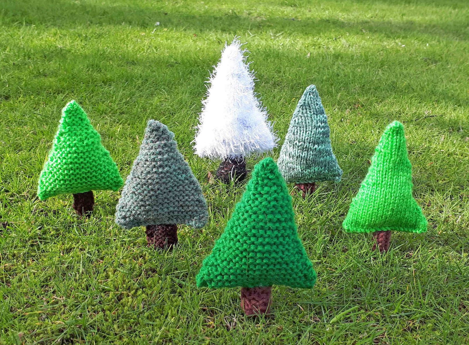 Hippystitch: Tree Knitting Patterns