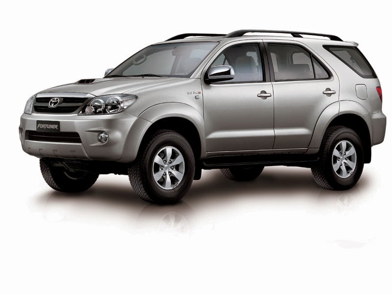 THE ULTIMATE CAR GUIDE: Toyota Fortuner - Generation 1.1 (2005-2008)