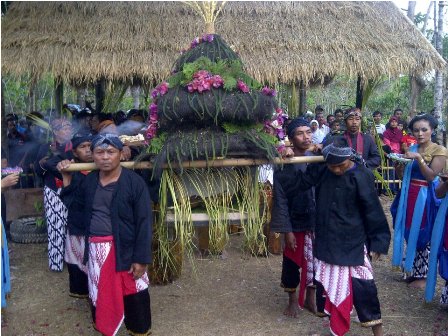 Maz Taqim: Acara Bersih Desa "Ceprotan"