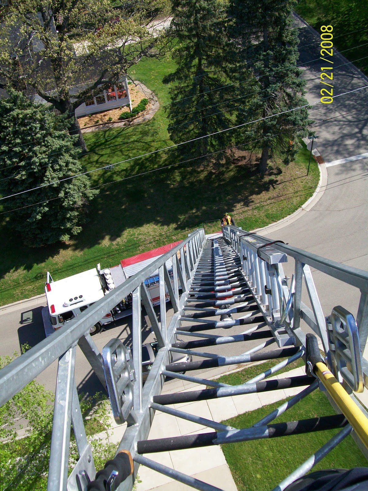 Village of Bellevue: Fire Department Aerial Training