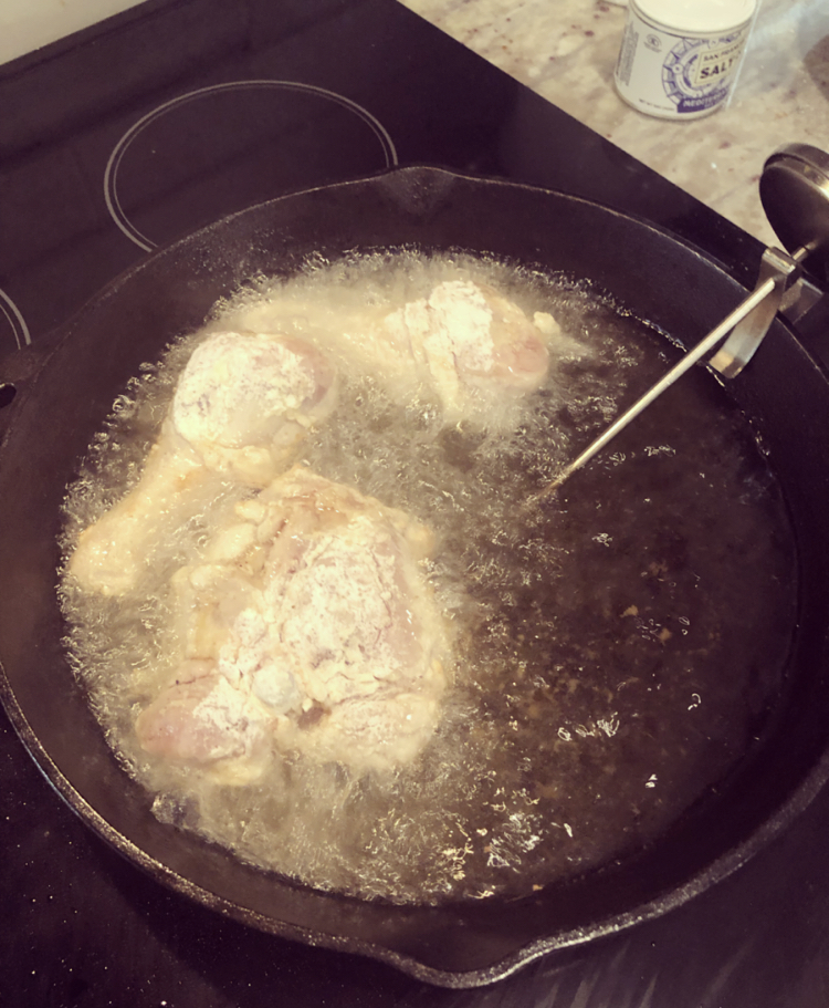 Alex Lately : Southern Sunday Fried Chicken