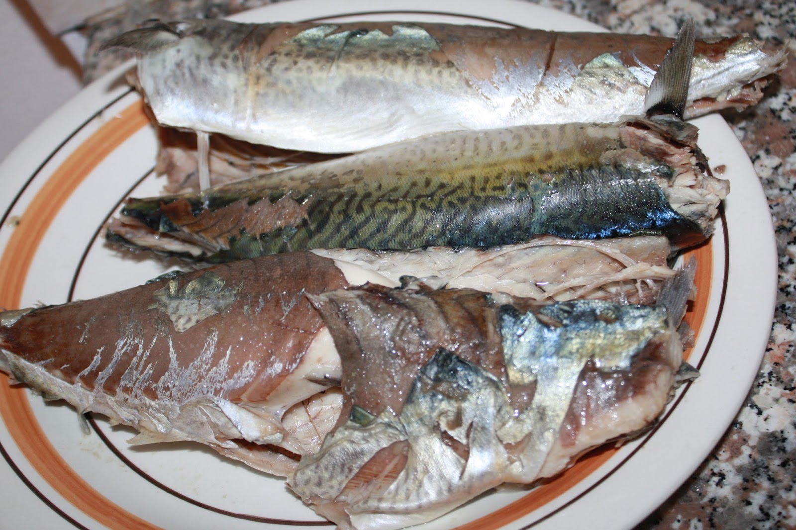 La Cuciniera Moderna: Ricetta sgombri al limone