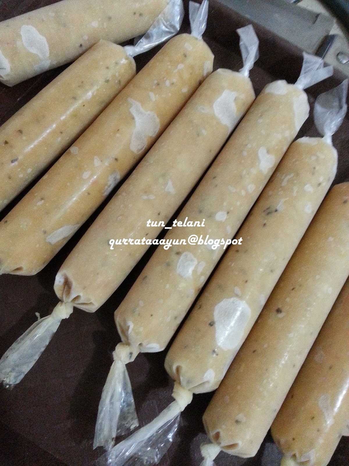 Life is a Constant Battle: Sosej Ayam Homemade: Tutorial Step-by-Step