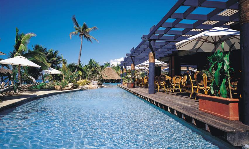 Wallpaper Gallery: Beautiful Resort Wall