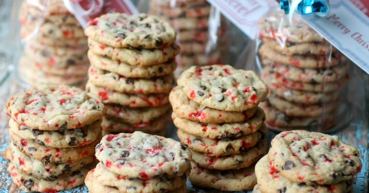 Hungry Harps: Peppermint Chocolate Chip Cookies {plus a $20 PayPal ...