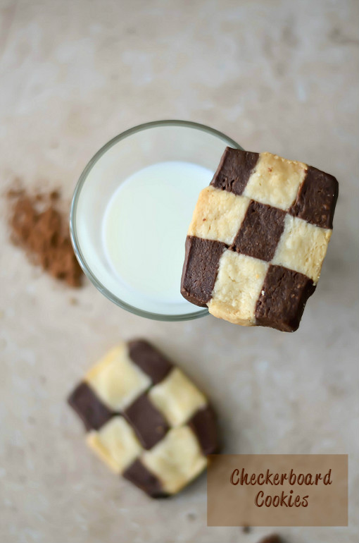 Checkerboard Cookies/Eggless Checker Board Cookies