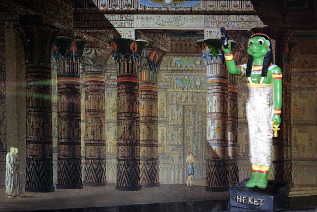 Intelliblog: MYTHIC MONDAY - EGYPT 24, HEQET