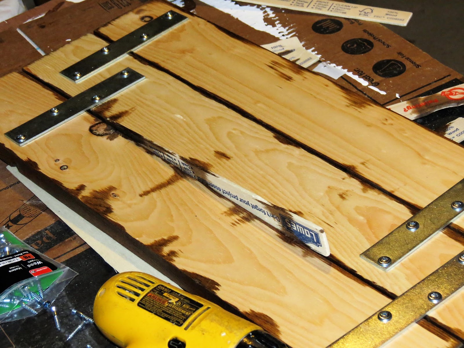 While I Linger: BBQ Sign Tutorial