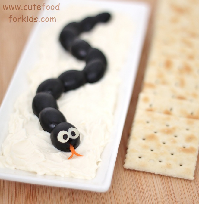 Cute Food For Kids?: Fun and Healthy Halloween Food Idea: Olive Snake