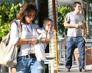 Casey Affleck With Wife and Kids 2012 | Hollywood Stars