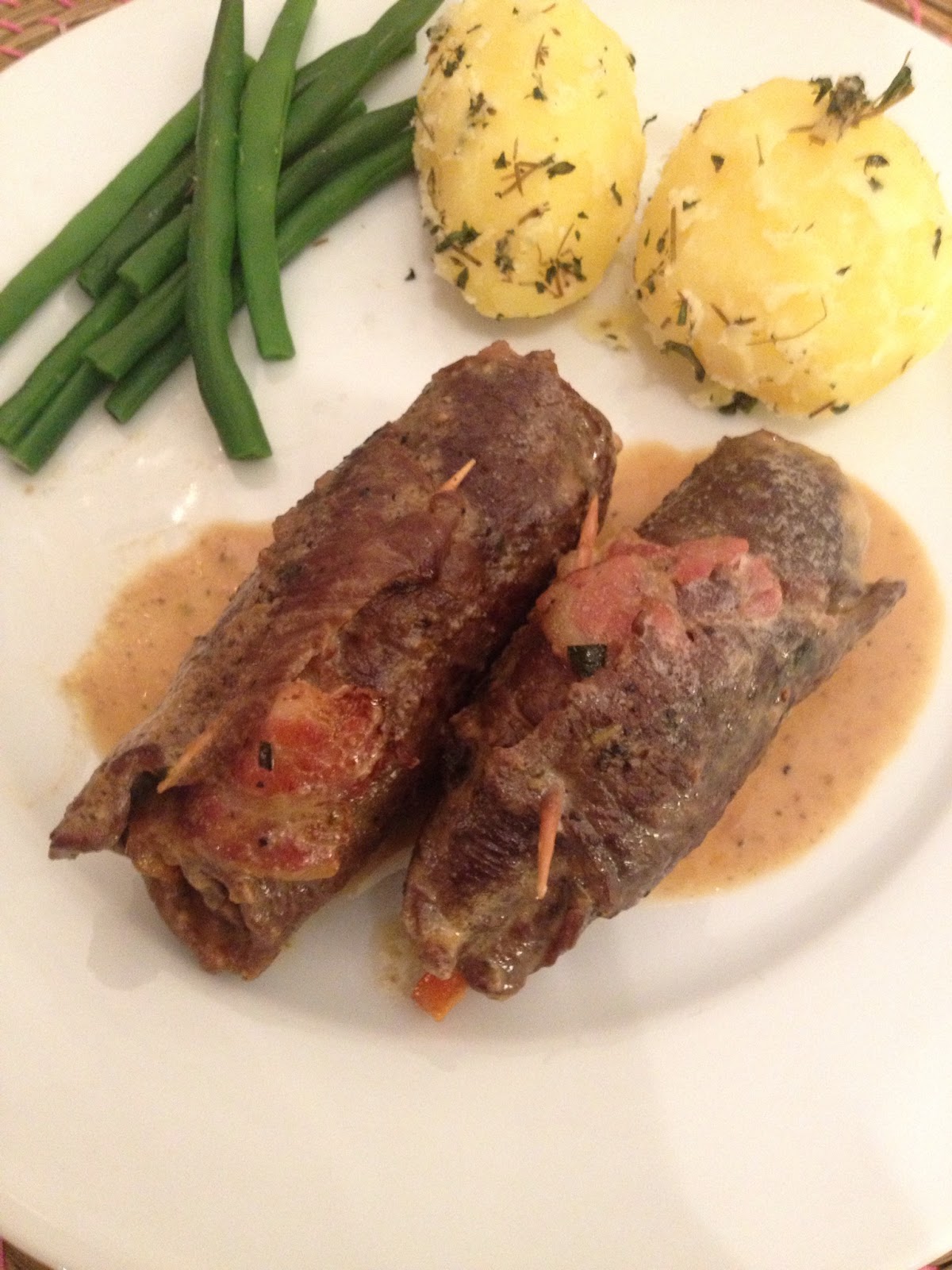 Tobbes kök: Oxrullader med gräddsås och timjanspotatis