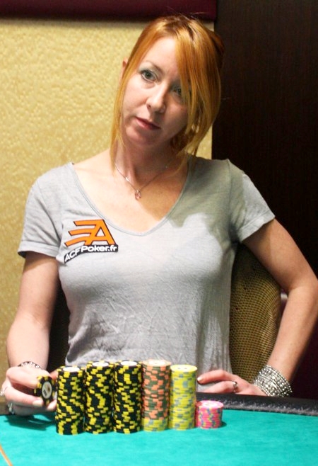 Isabelle Mercier Poker Player Wallpaper