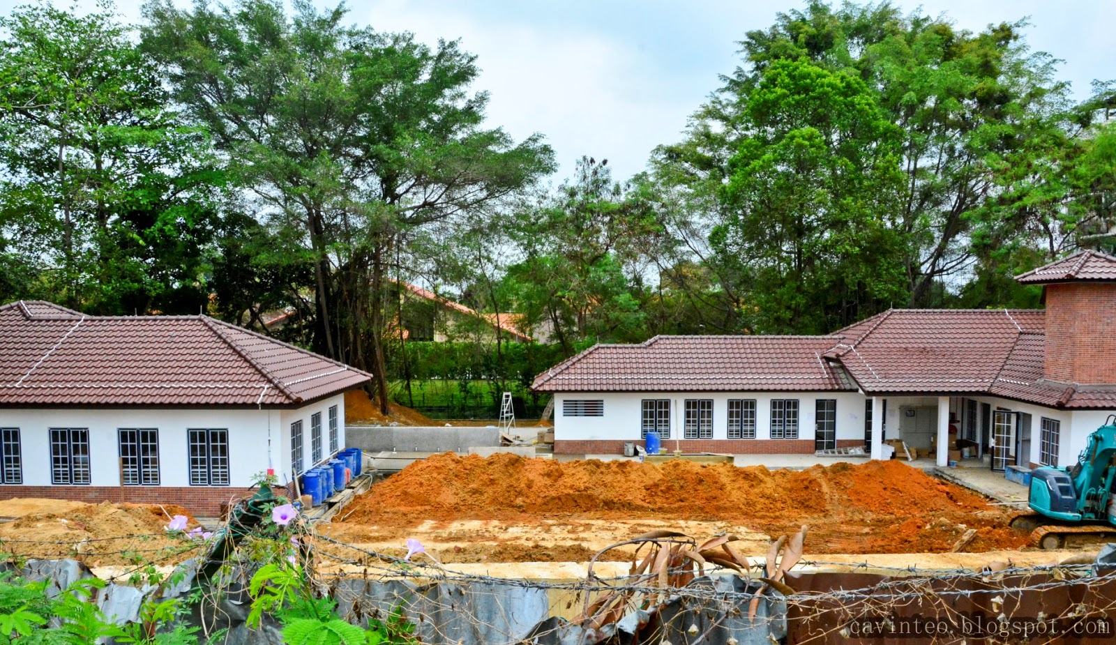 Entree Kibbles: Red House - Refurbished for the Living @ Pasir Ris ...