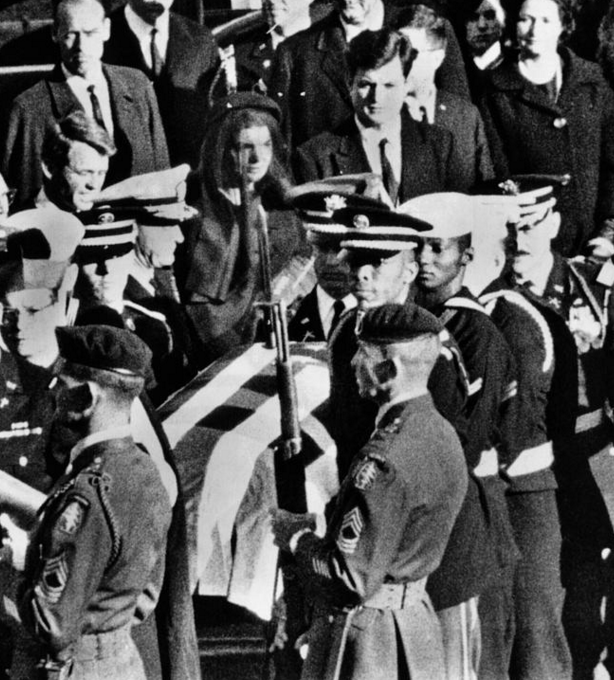 Jacqueline Kennedy Photographs: Jackie Kennedy Mourning Archive (1963-1964)