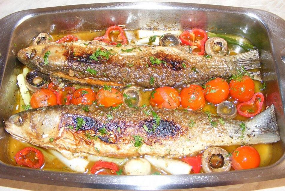 Peste chefal fript la tigaie cu legume | Preparatedevis.ro