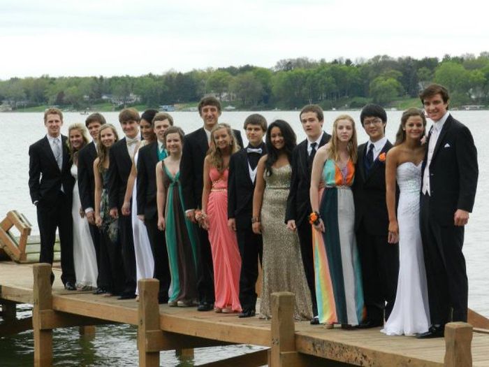 Prom Fail (4 pics)
