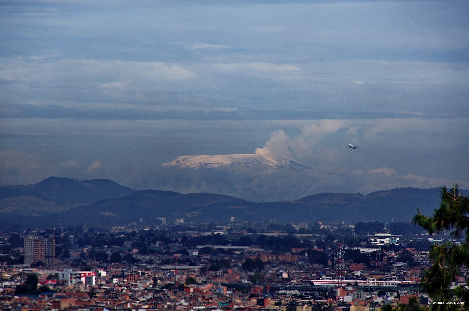 TEOFANÍAS: EL NEVADO DEL RUIZ ESTA MAÑANA DESDE BOGOTÁ