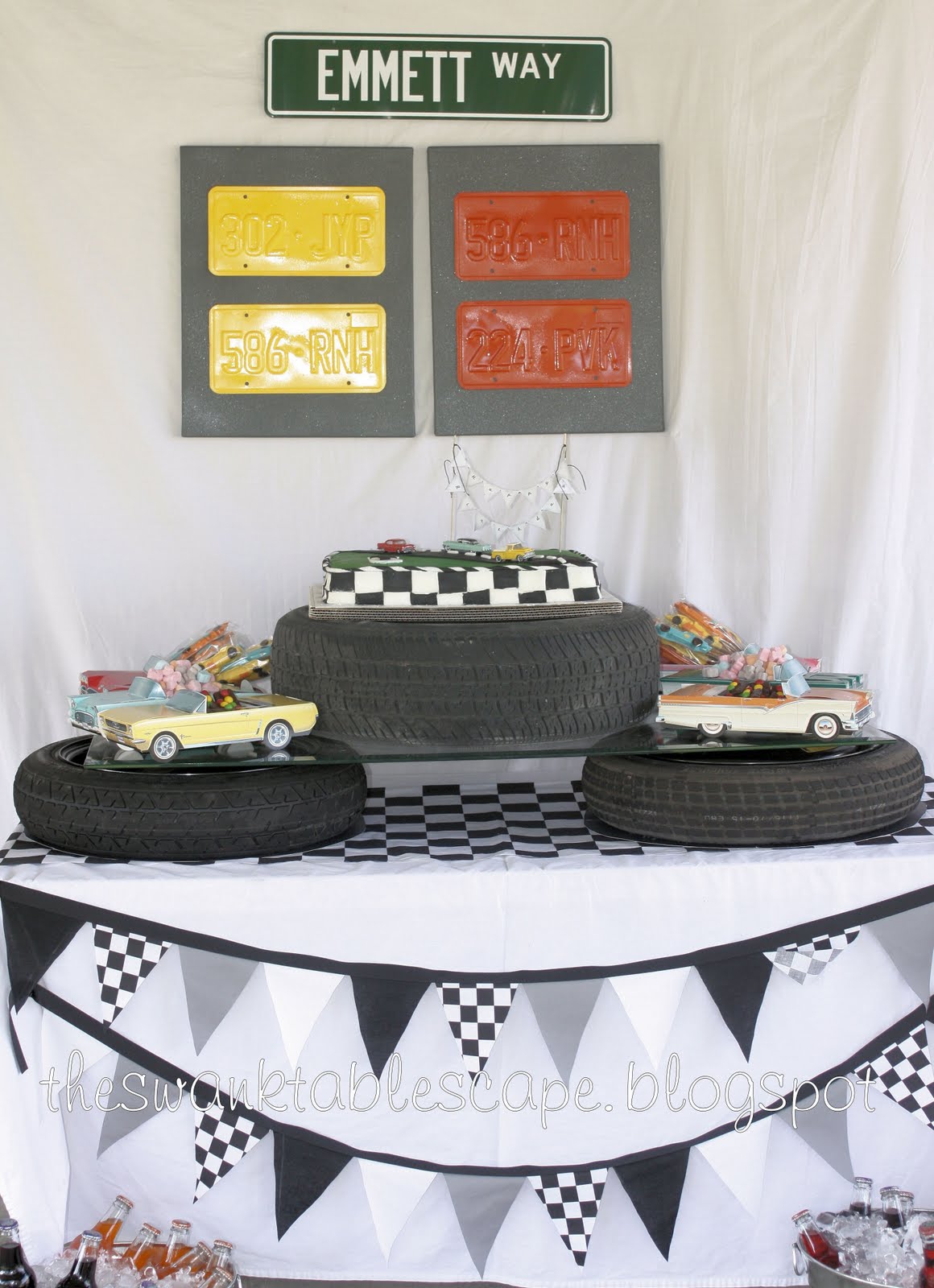 the swank tablescape.: retro car party.