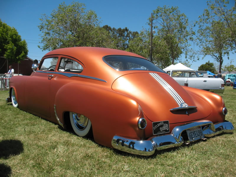 Kustomkat Speed and Style: Fastback Pontiac.....