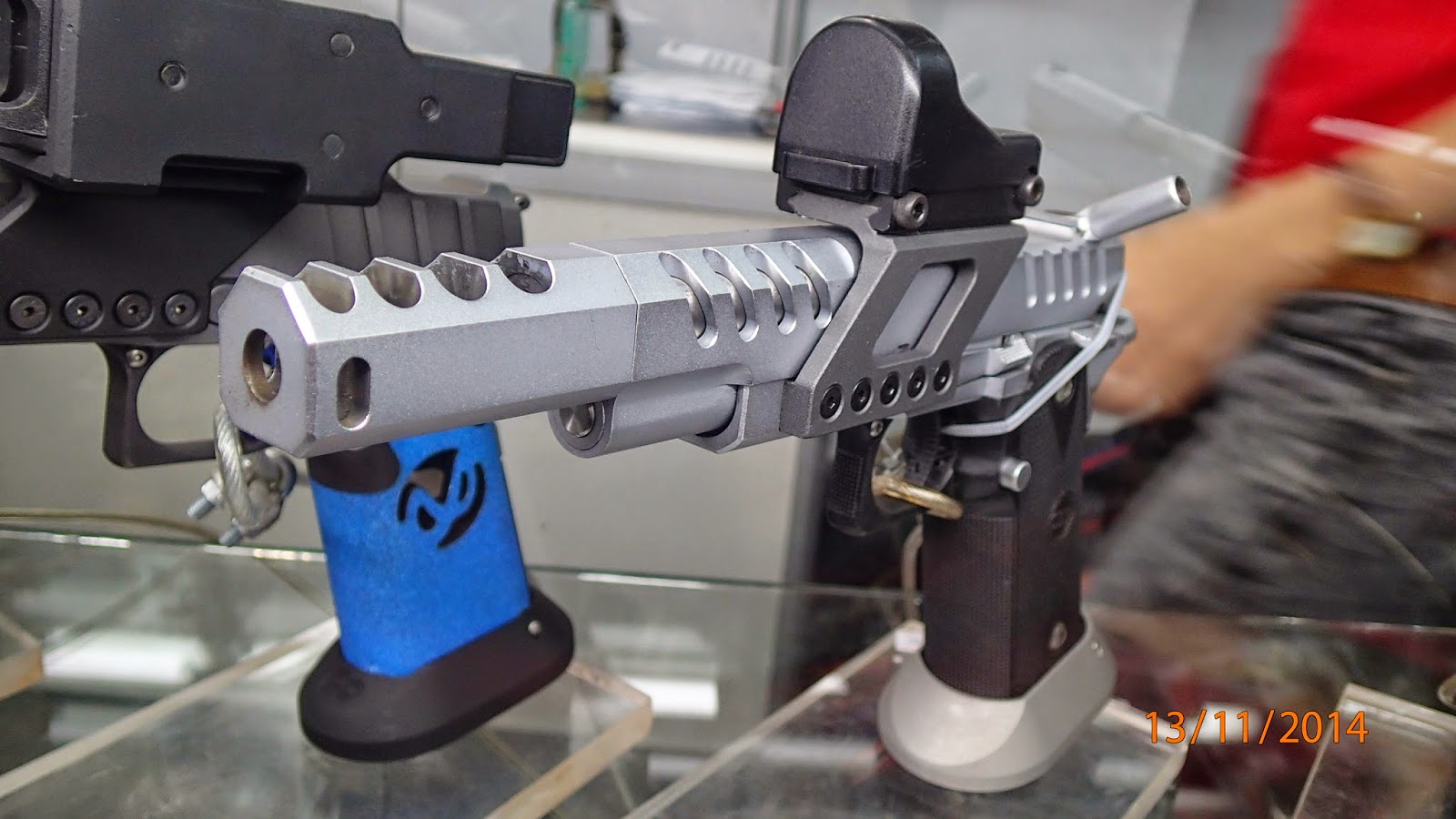 THE ZOMBIE HUNTER: A Survivalist's Journal: 2014 Defense Sporting ...