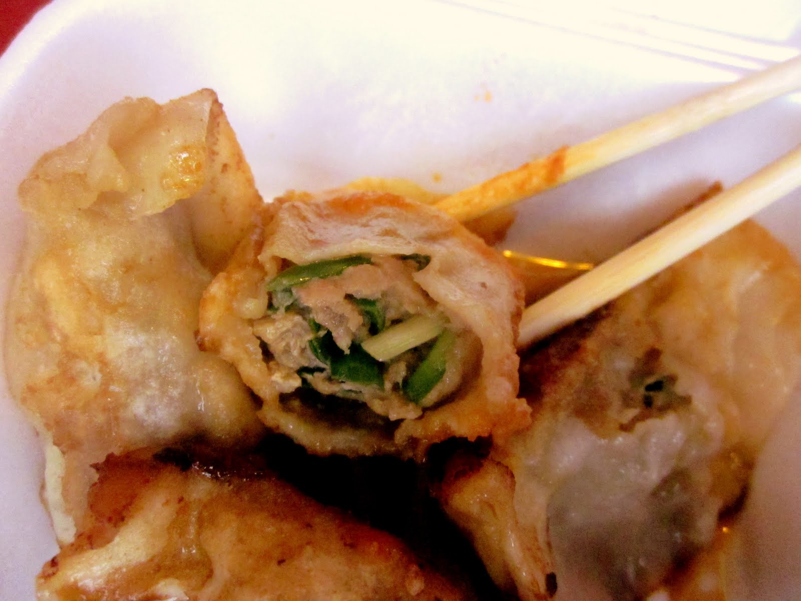 The Foodie Monster!: NYC Cheap Eats: $1 Dumpling Mini Throwdown! Who ...