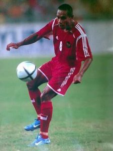 Daftar pemain sepakbola Indonesia berdarah Maluku | Bagikan