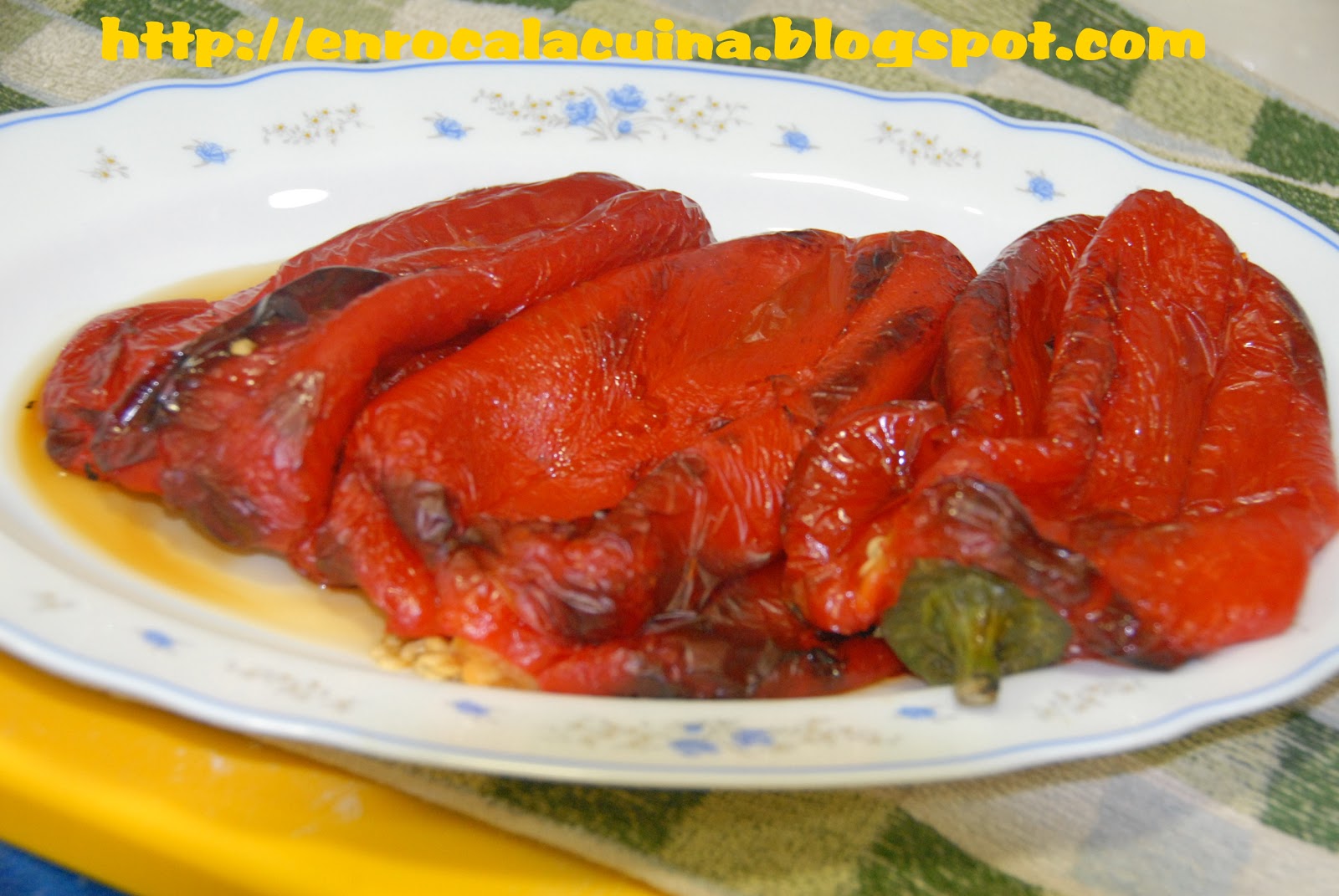 En Roc a la Cuina: Pebrots escalivats al forn