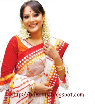 Bangladeshi Media sexy girls: Bangladeshi most popular tv actress Api karim
