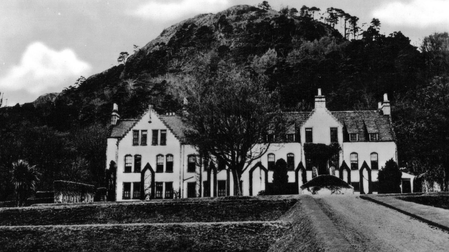 Tour Scotland: Old Photograph Flowerdale House Scotland