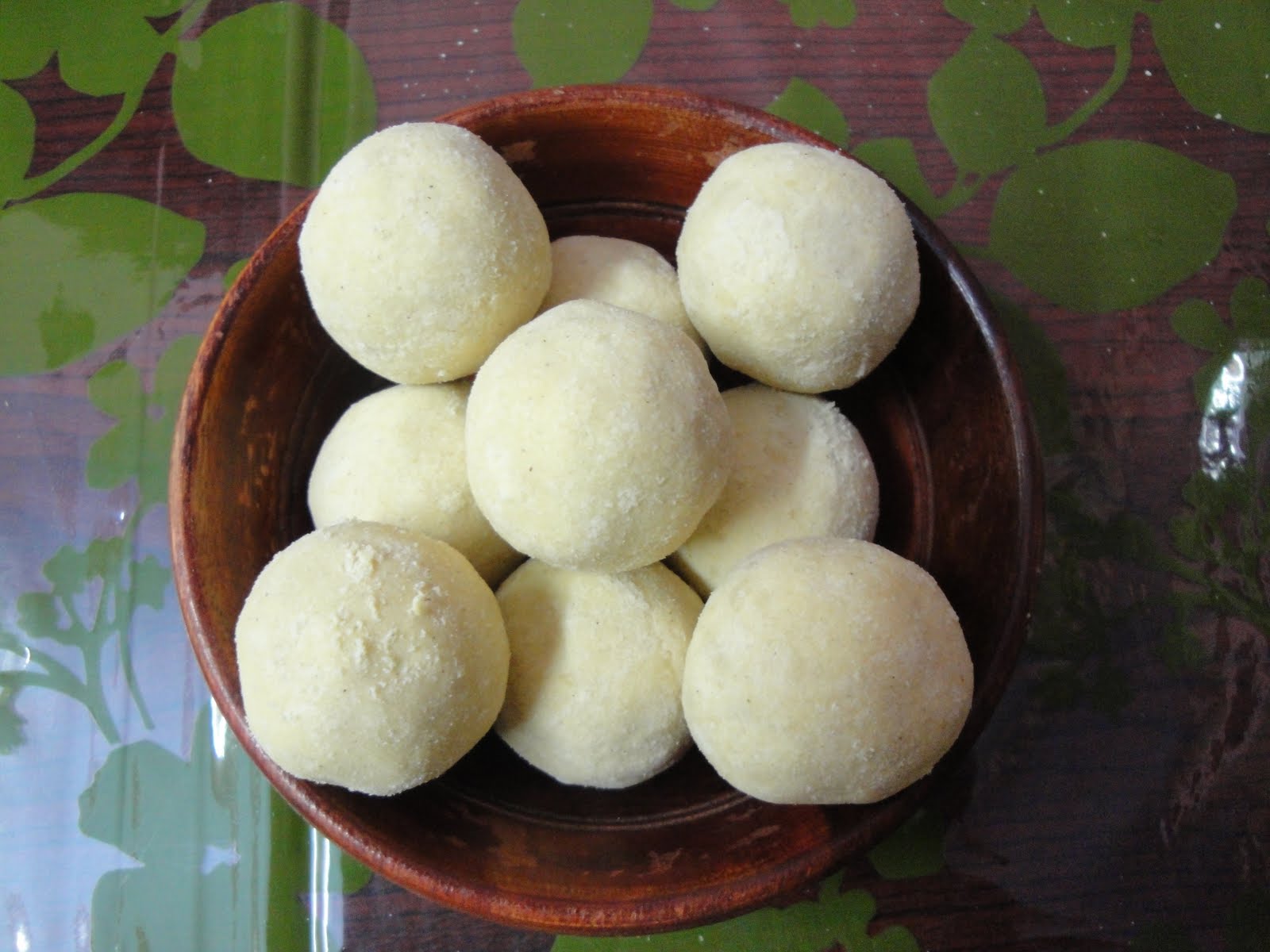 Vaanga samaikkalam: Maavu urundai