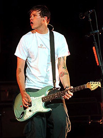 BLOG SERU: Tom Delonge, Freemason