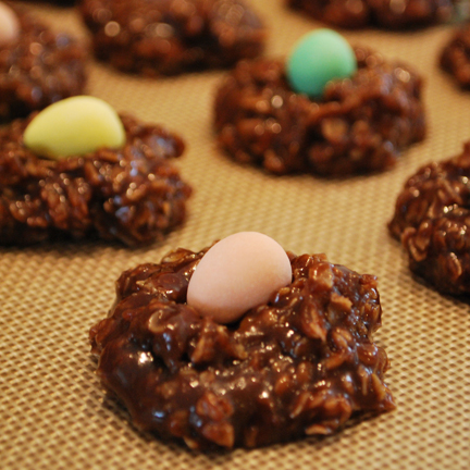 QuiltBee: Hoppy Easter!