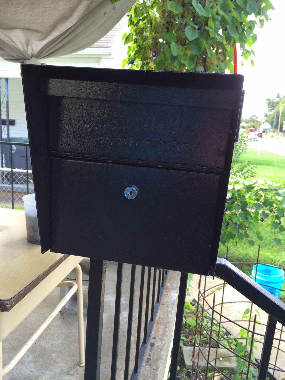 Life of a mad typer: Operation: anti-present theft