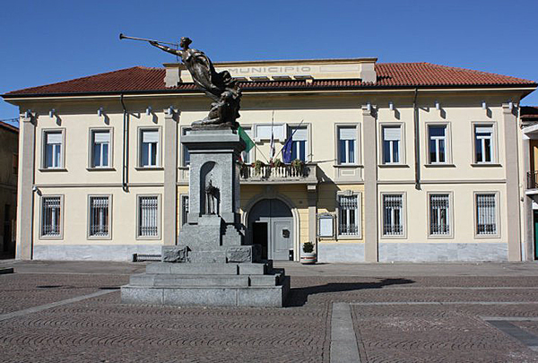 CORNAREDO Un’estate con tanti lavori in pista di lancio per ...