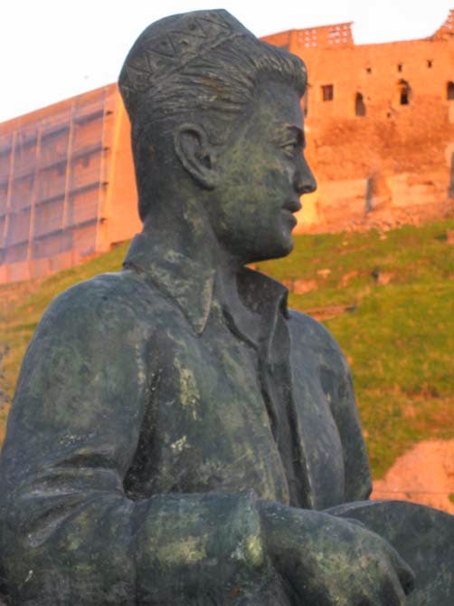 kurdistanart: Statues and fountains Near the citadel of Erbil (Hawler ...