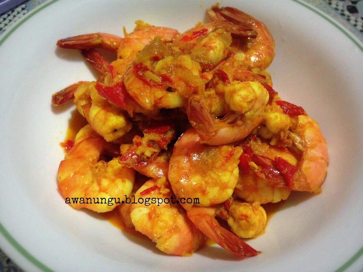 Resepi: Udang Goreng Kunyit Berlada