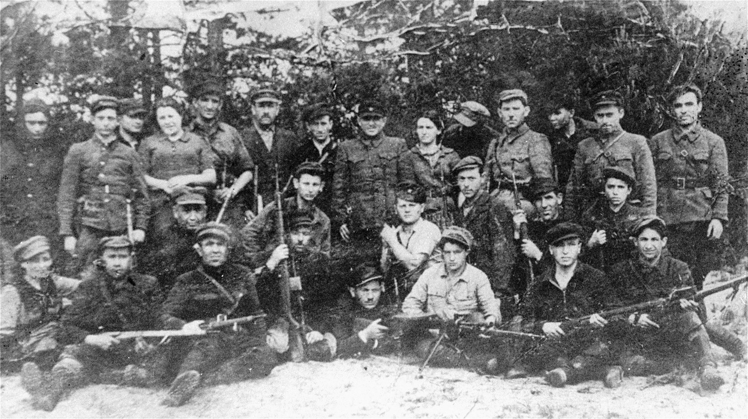 WARRIORS HALL OF FAME: Tuvia Bielski (1906-1987), Leader of Bielski ... WARRIORS HALL OF FAME: Tuvia Bielski (1906-1987), Leader of Bielski ...