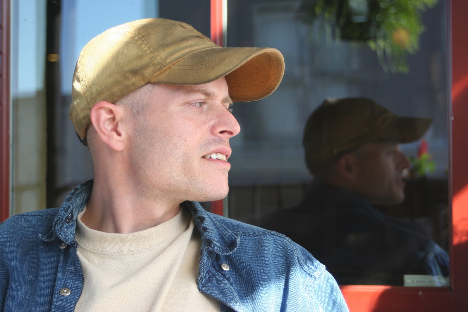 Solinglass: A look into the STUDIO...