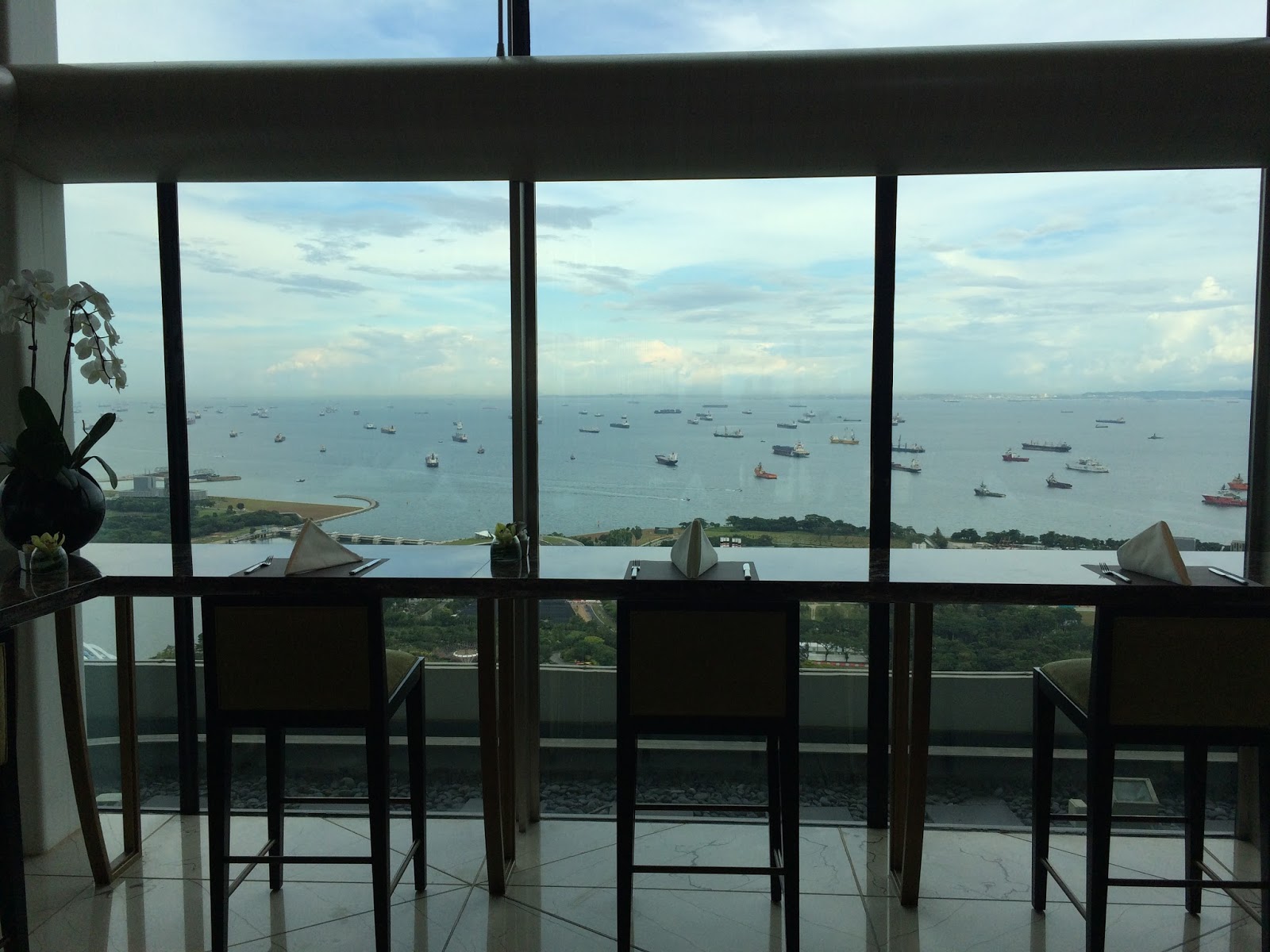 Marina Bay Sands Club Lounge - Singapore - Travel is my favorite Sport