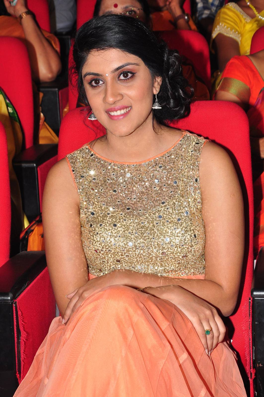 Dhanya Balakrishna Latest Spicy PhotoShoot Images At Bhale Manchi Roju ...