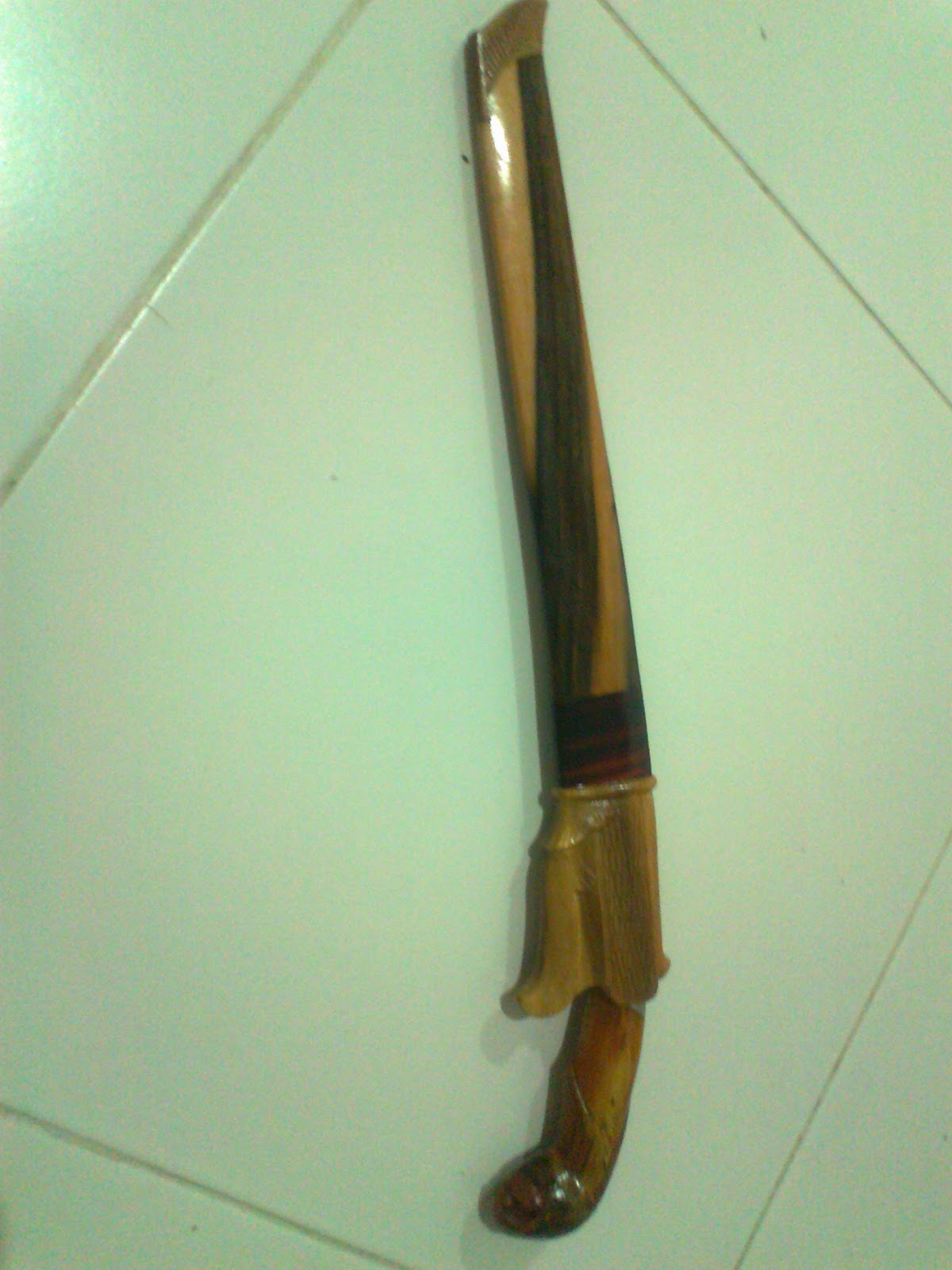 MOZAB ANTIKPURBA: Golok model baru