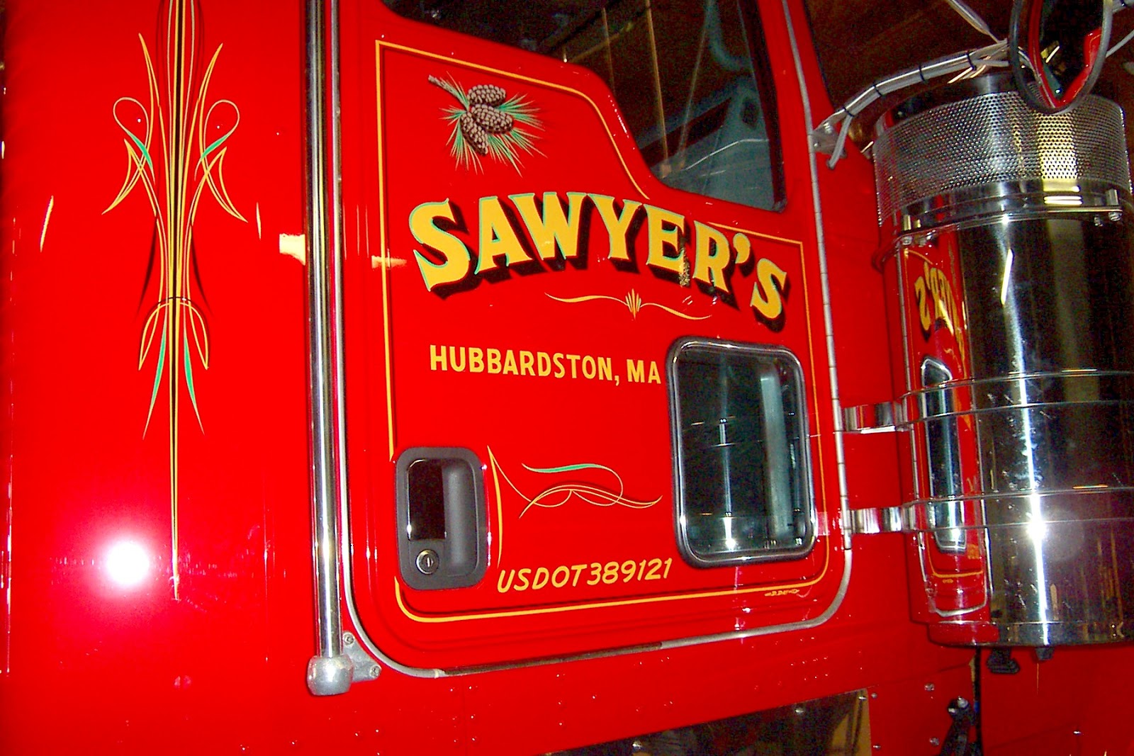 Dennis Day Designs - Lettering, Pinstriping; Murals: Hand Lettering