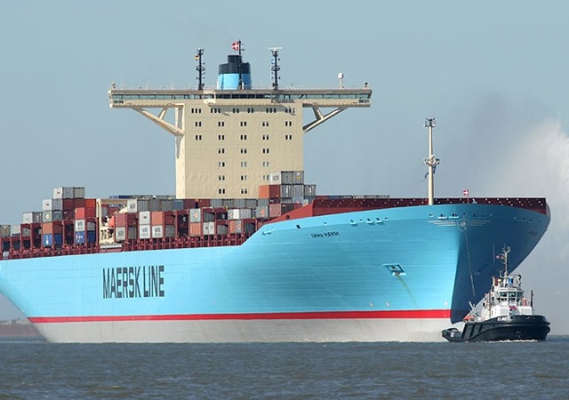 m/v Emma Maersk ~ Mighty-Ships.com