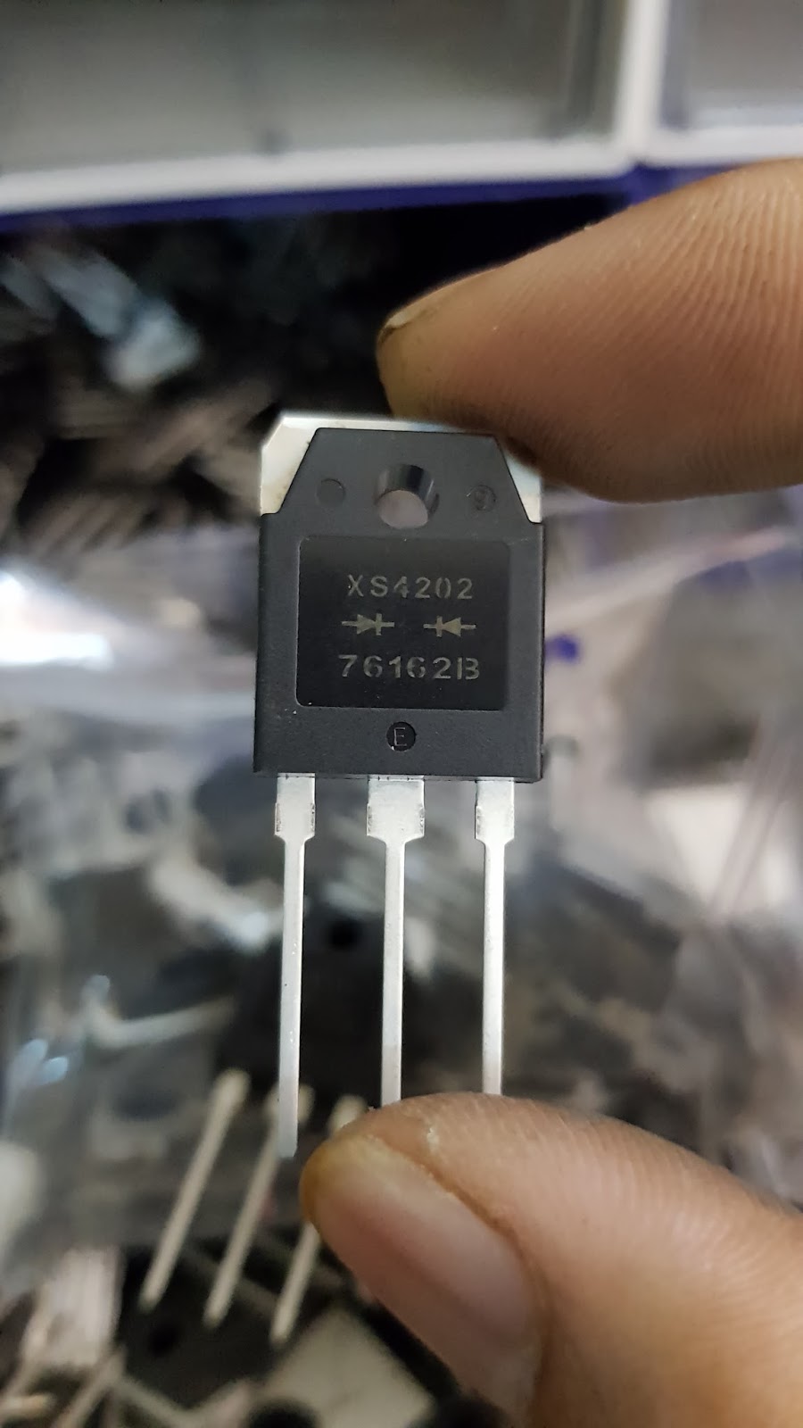 Cung Cấp Linh Kiện Máy Hàn Điện Tử