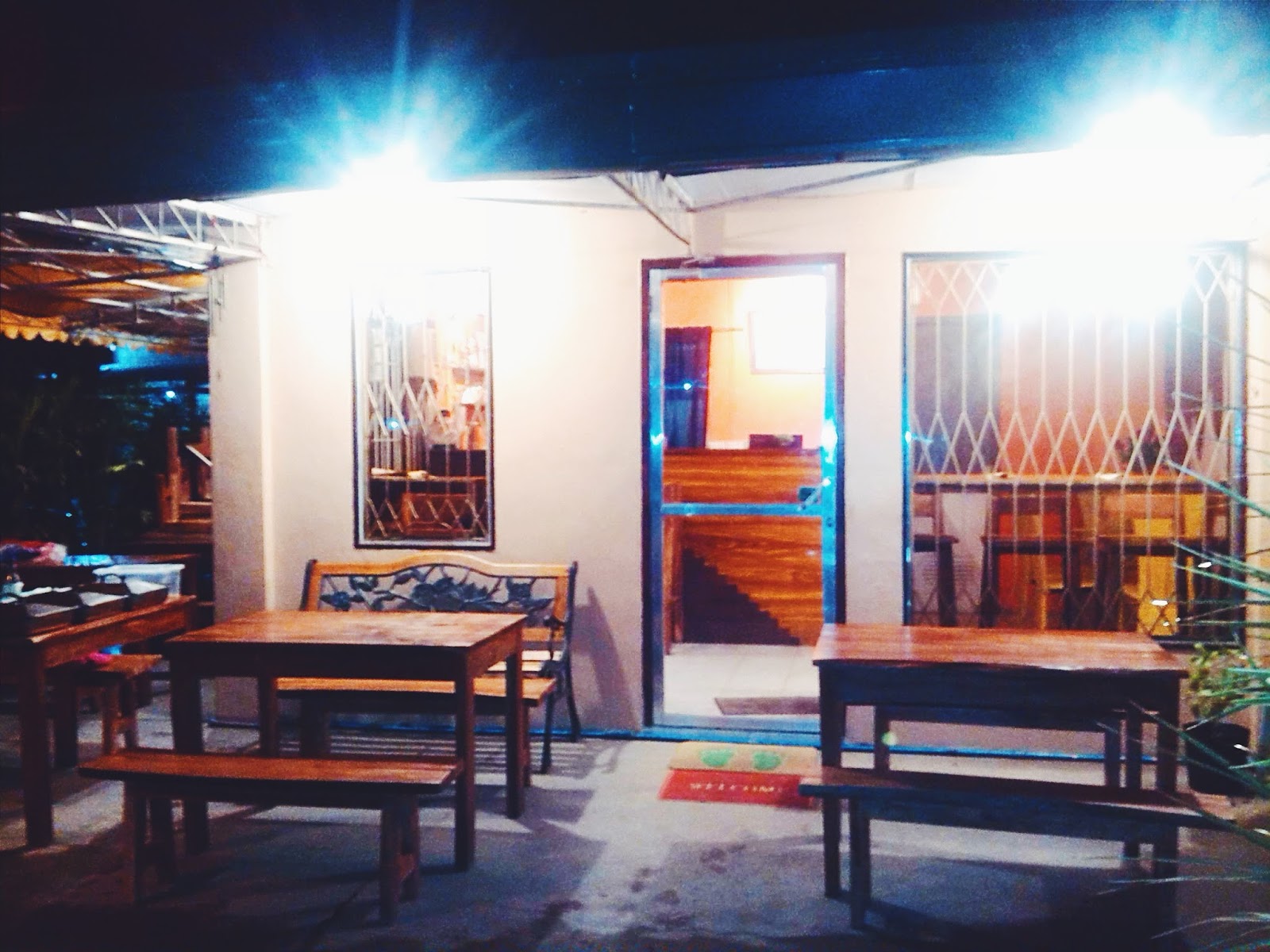 When in Nabunturan: Yangyang's Kapehan at Kamayan - chadieness.com