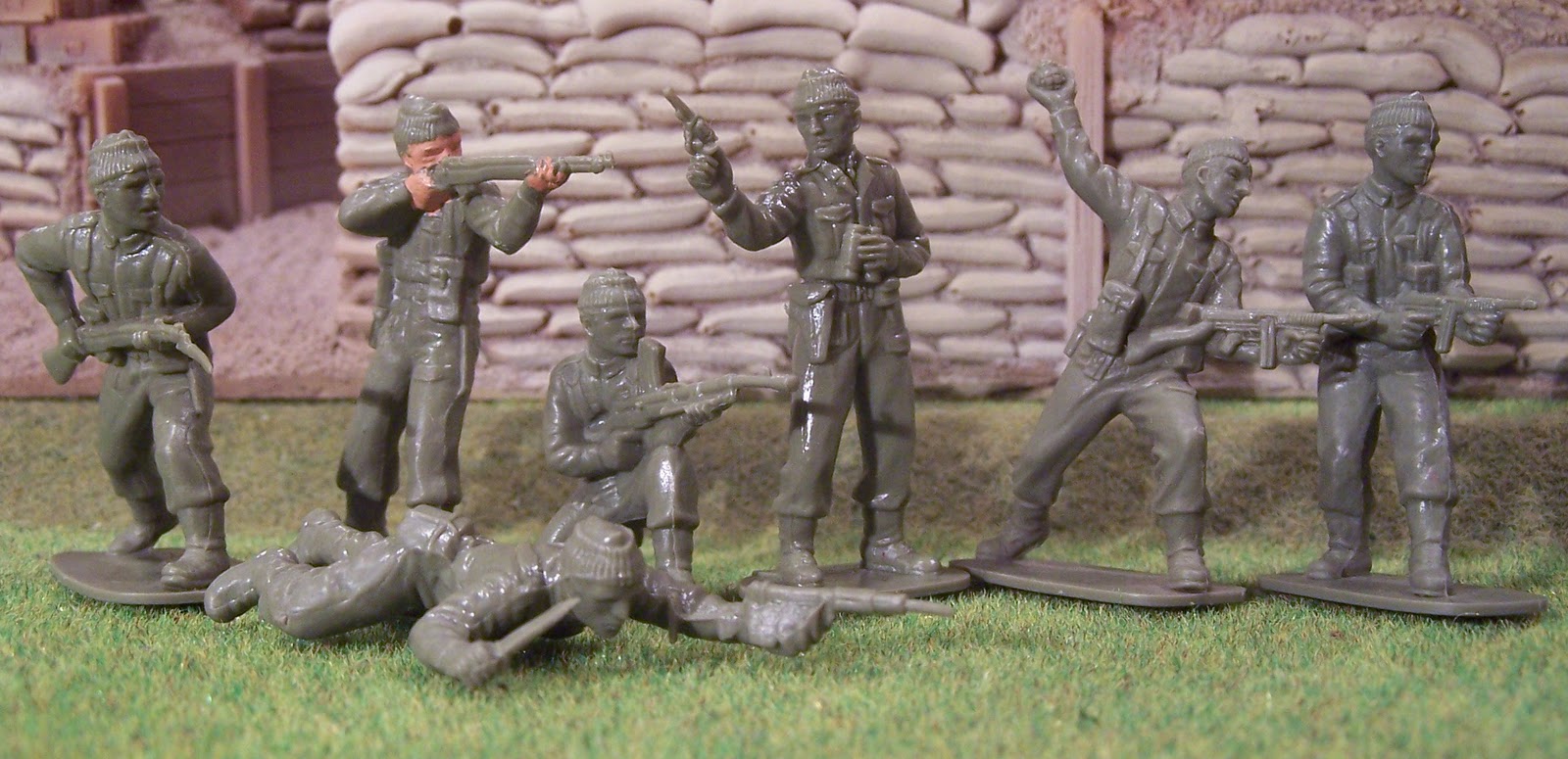 WWII Plastic Toy Soldiers: Introducing the British Commandos