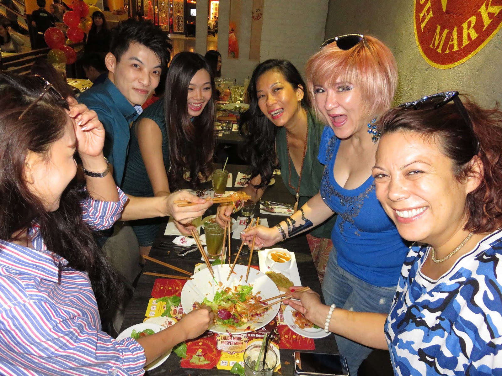 Kee Hua Chee Live!: ZACK HONG OPENS 4TH OUTLET OF BEST-SELLING ...